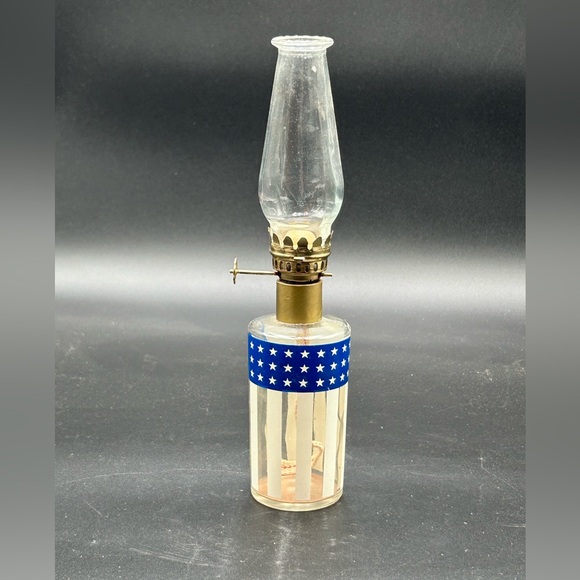 Vintage | Accents | Vintage Patriotic Small Chimney Oil Lamp Red White ...